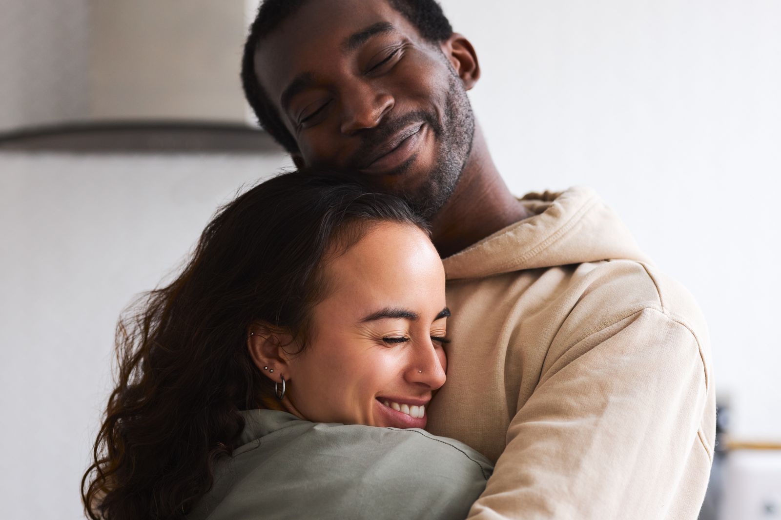 What Are Couple Dynamics? Plus 8 Ways To Improve Your Own